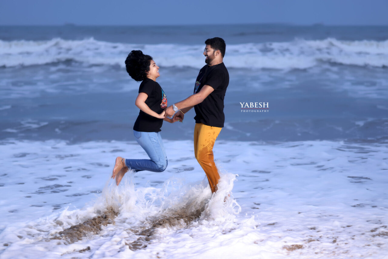 Beach Outdoor Pre Wedding Photoshoot Coimbatore Tamil Nadu