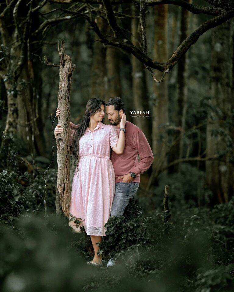 Pre-Wedding Photoshoot in Coimbatore Yabesh Photography Book Now